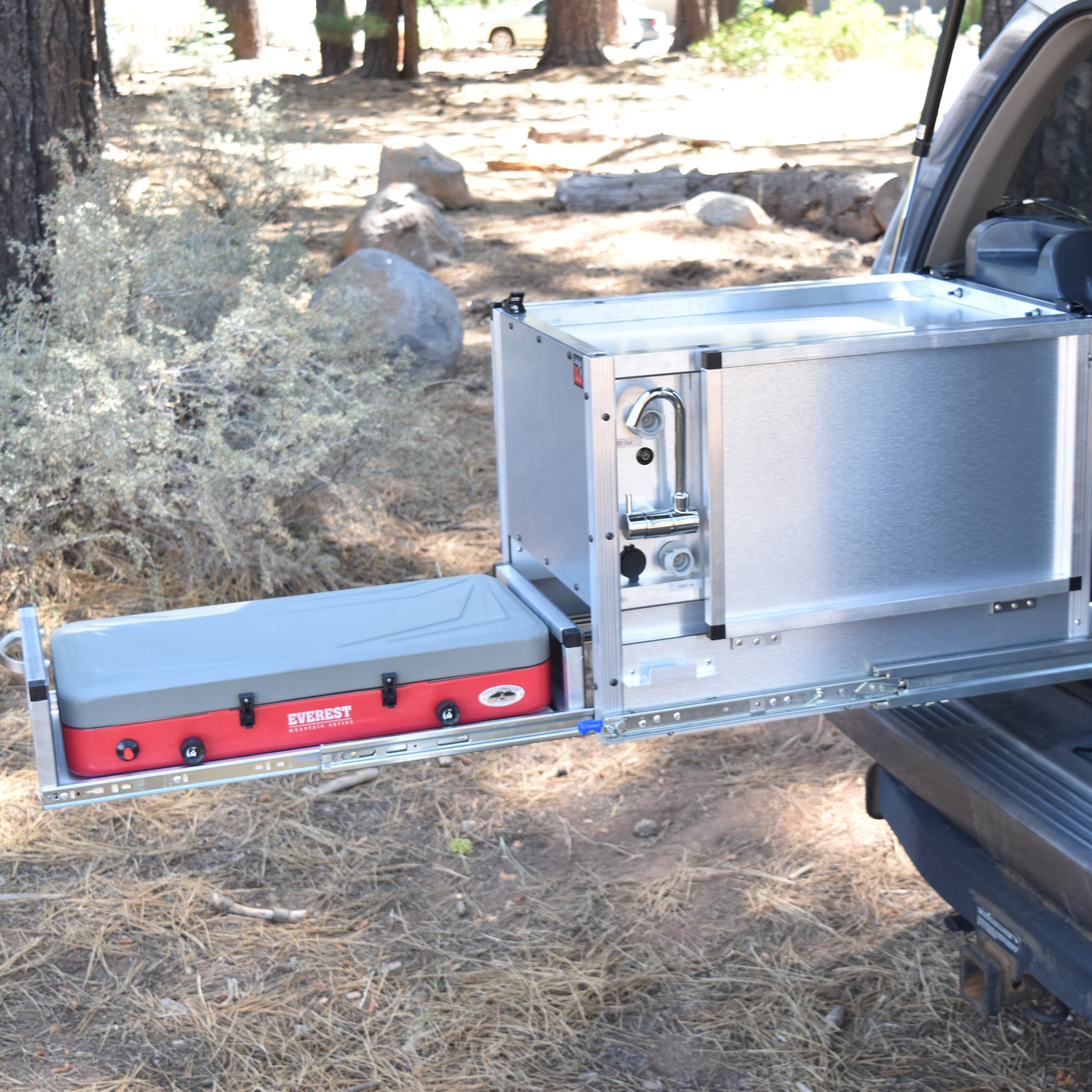 Slide Kitchen - Trail Kitchens